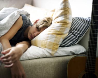 Creating healthy teen sleep habits: a guide for parents of teenagers