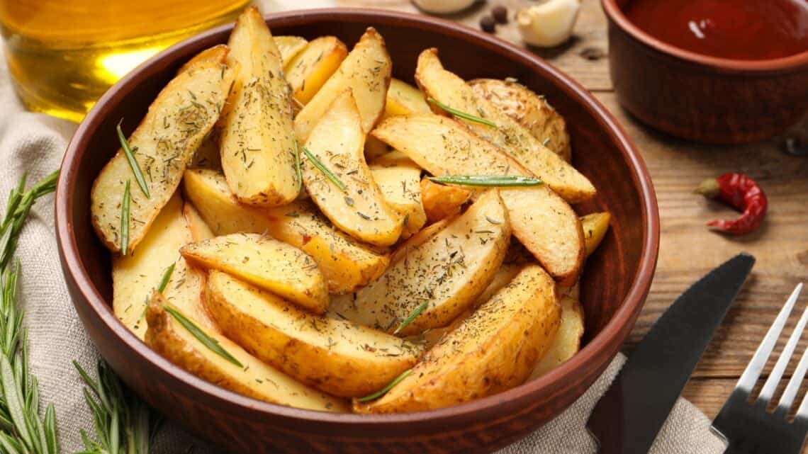 7 alternatives to salt to make food taste great